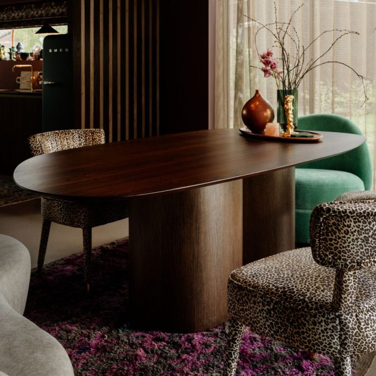 Kiezelvormige tafel Finntage - Van Tafel